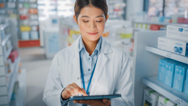5 Types of Pharmacy Careers to Consider | TRC Healthcare
